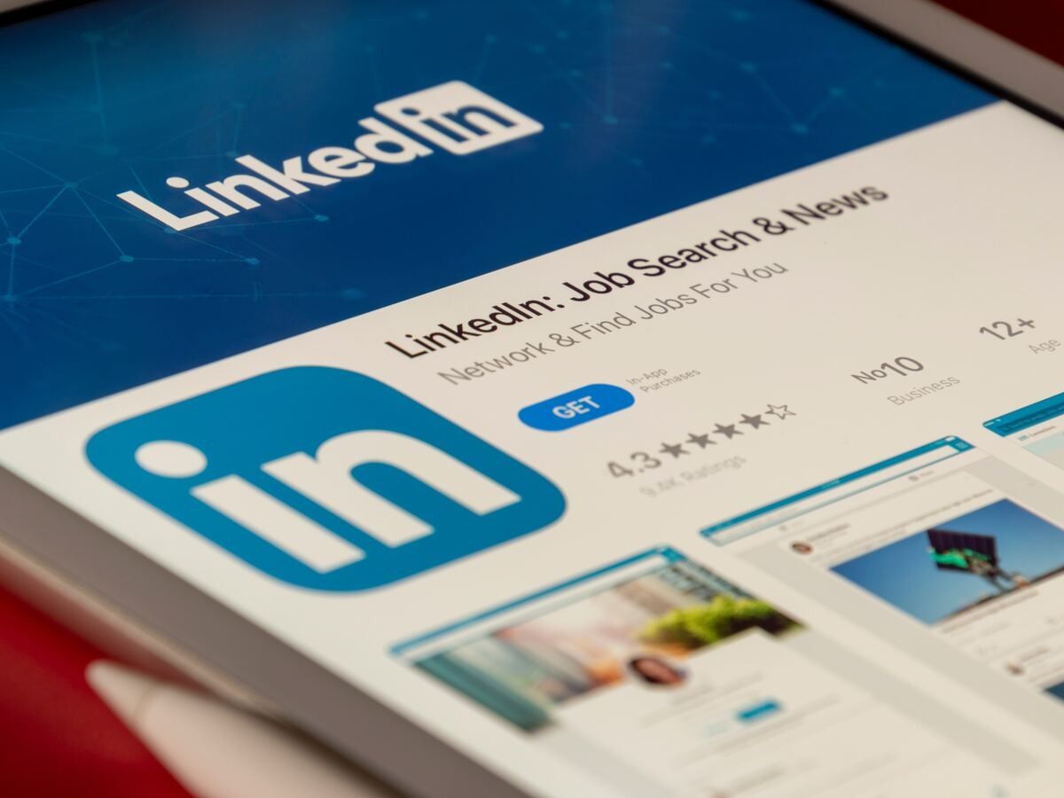 That hot person on LinkedIn offering you a 'too good to be true' job ...