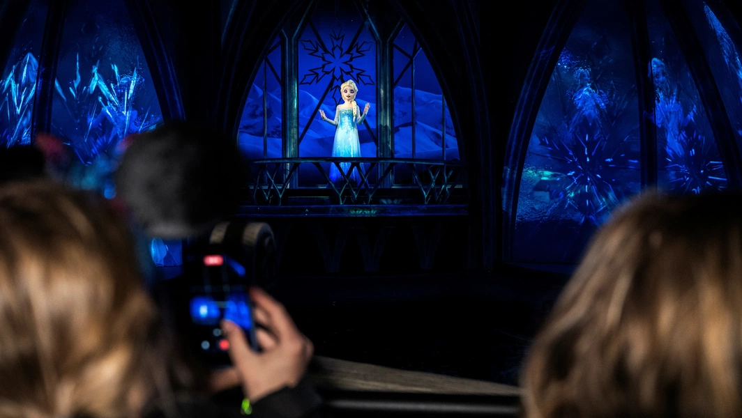 7 hidden Disney movie crossovers
