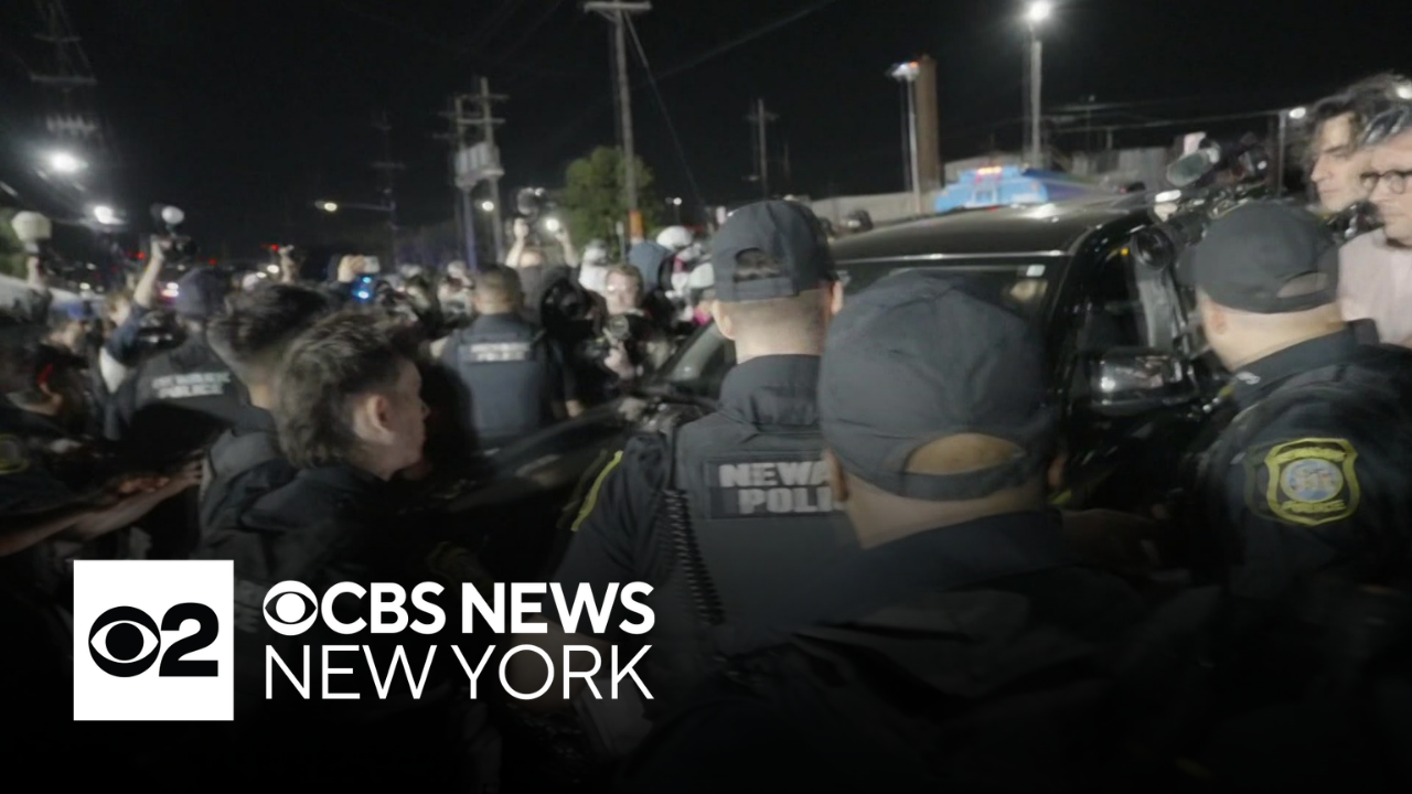 Protests escalate outside Newark's Delaney Hall ICE facility