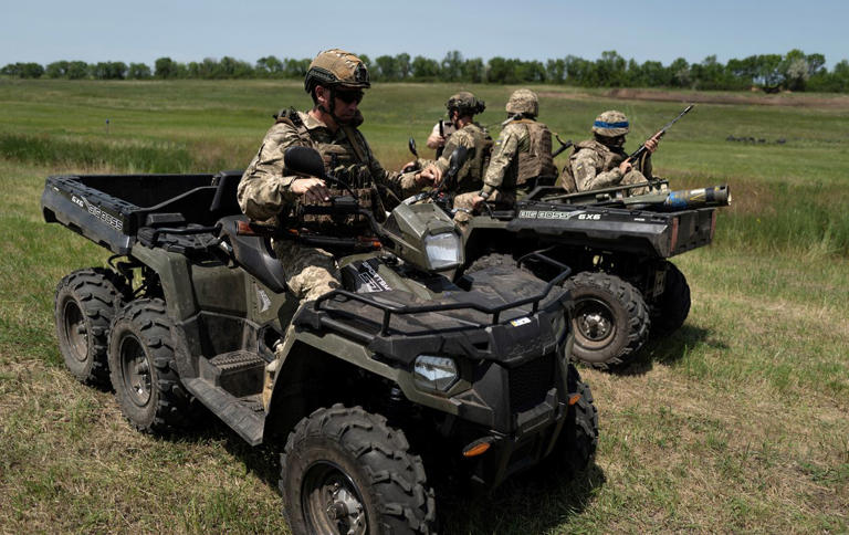 Russia's losses in Ukraine as of June 4: +1,300 troops and 2,111 drones