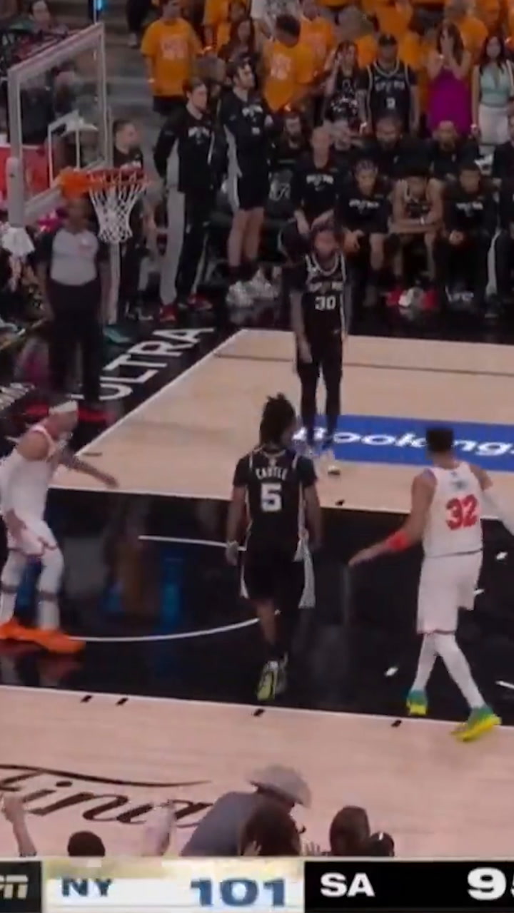 Add this dagger to the list of big shots Jalen Brunson has made with ...