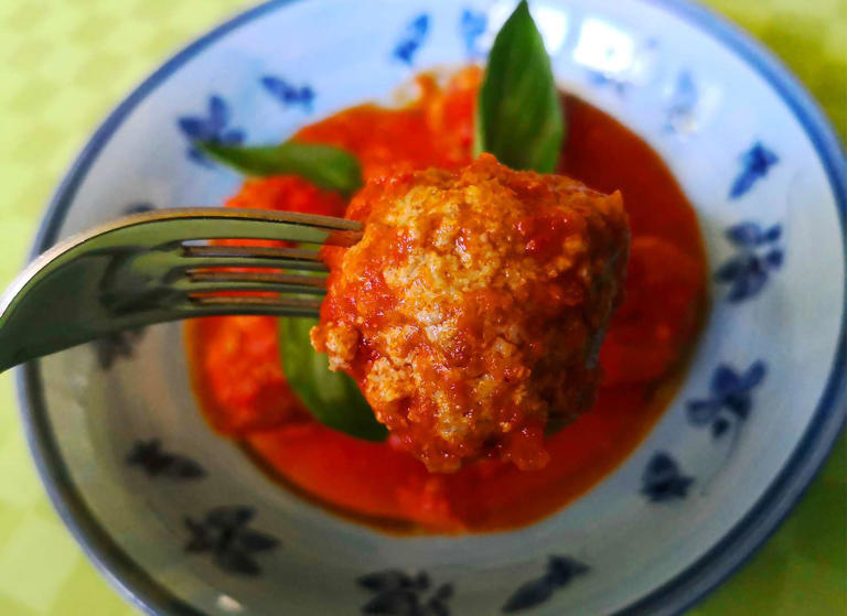 Soft and tasty meatballs with sauce