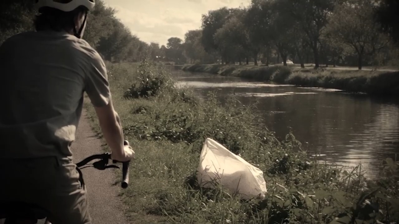 A cyclist found garbage bags by the swamp - then police looked inside ...