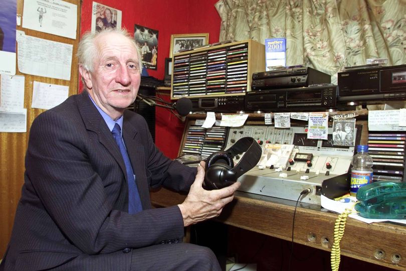 Explosive claims link evil paedo Eamon Cooke, 'singing priest' and ...