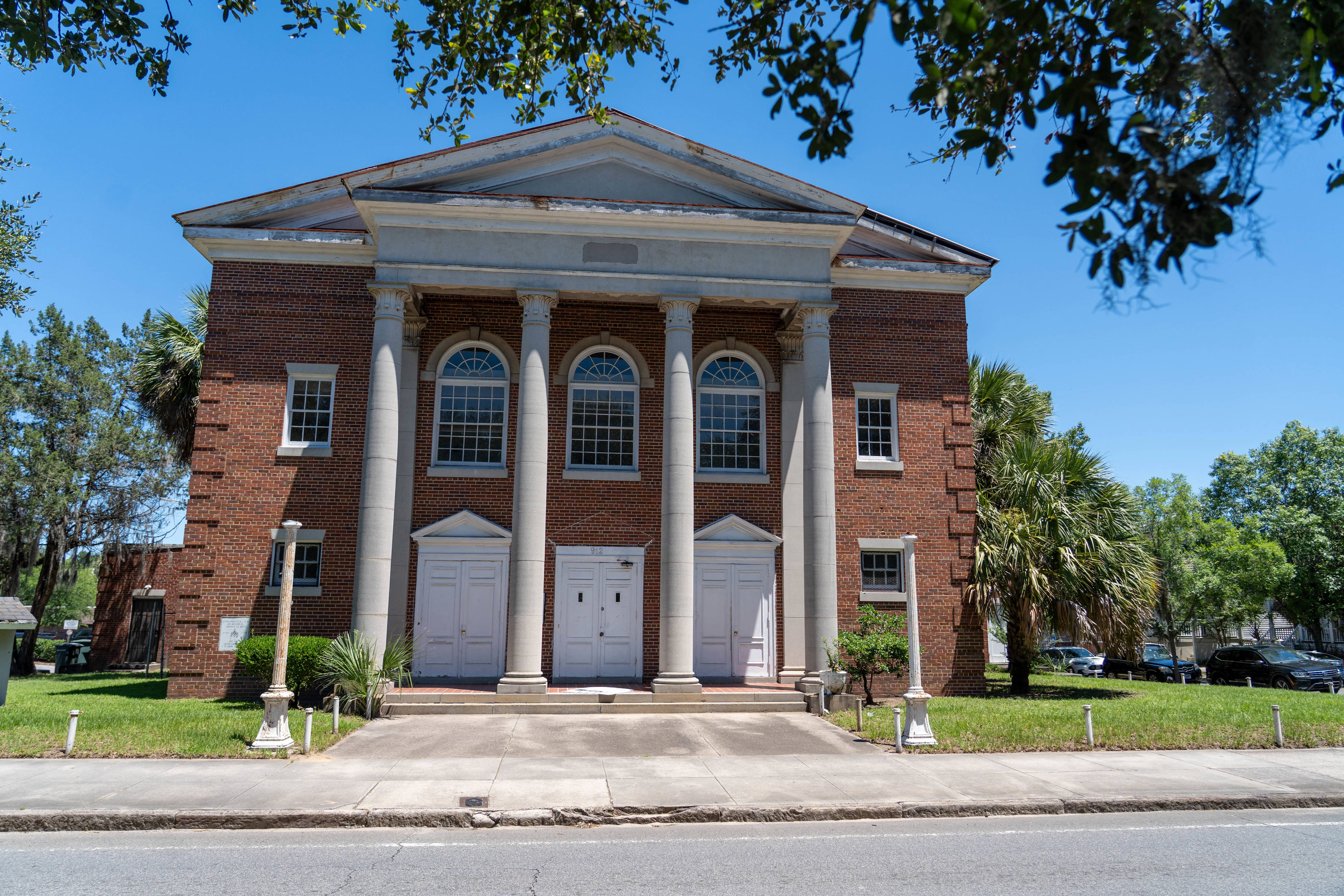 Savannah weighs new event space near Forsyth Park