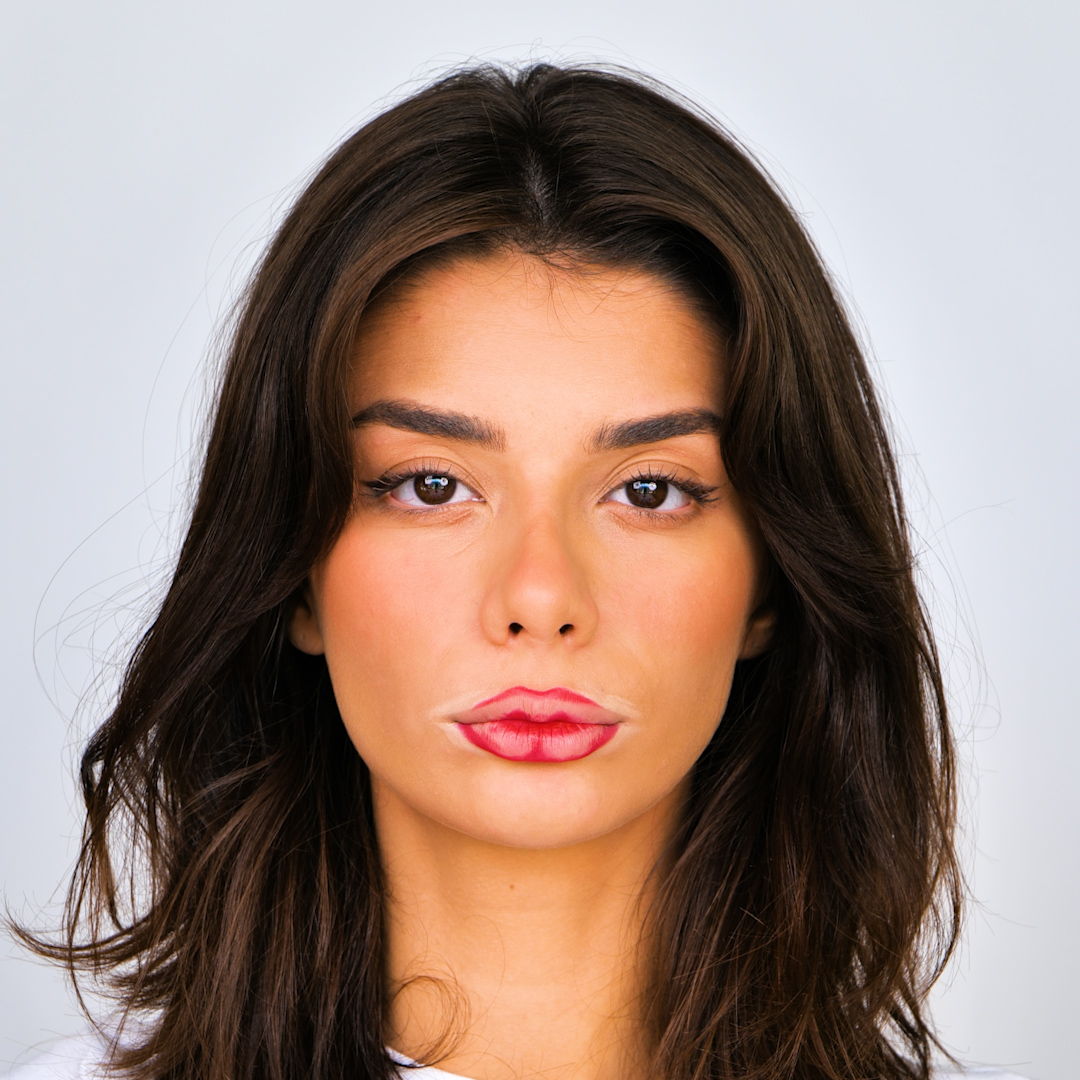 Contouring secrets for a flawless look 💄