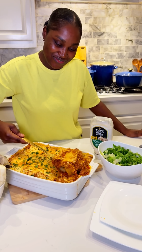 Making a hearty lasagna dinner for a family of seven