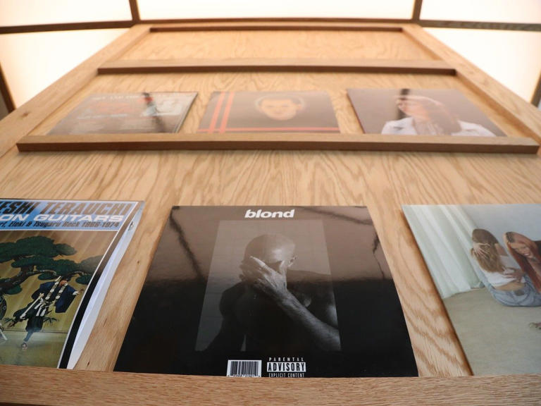 What it's like at FONO, Ottawa's first hi-fi listening bar