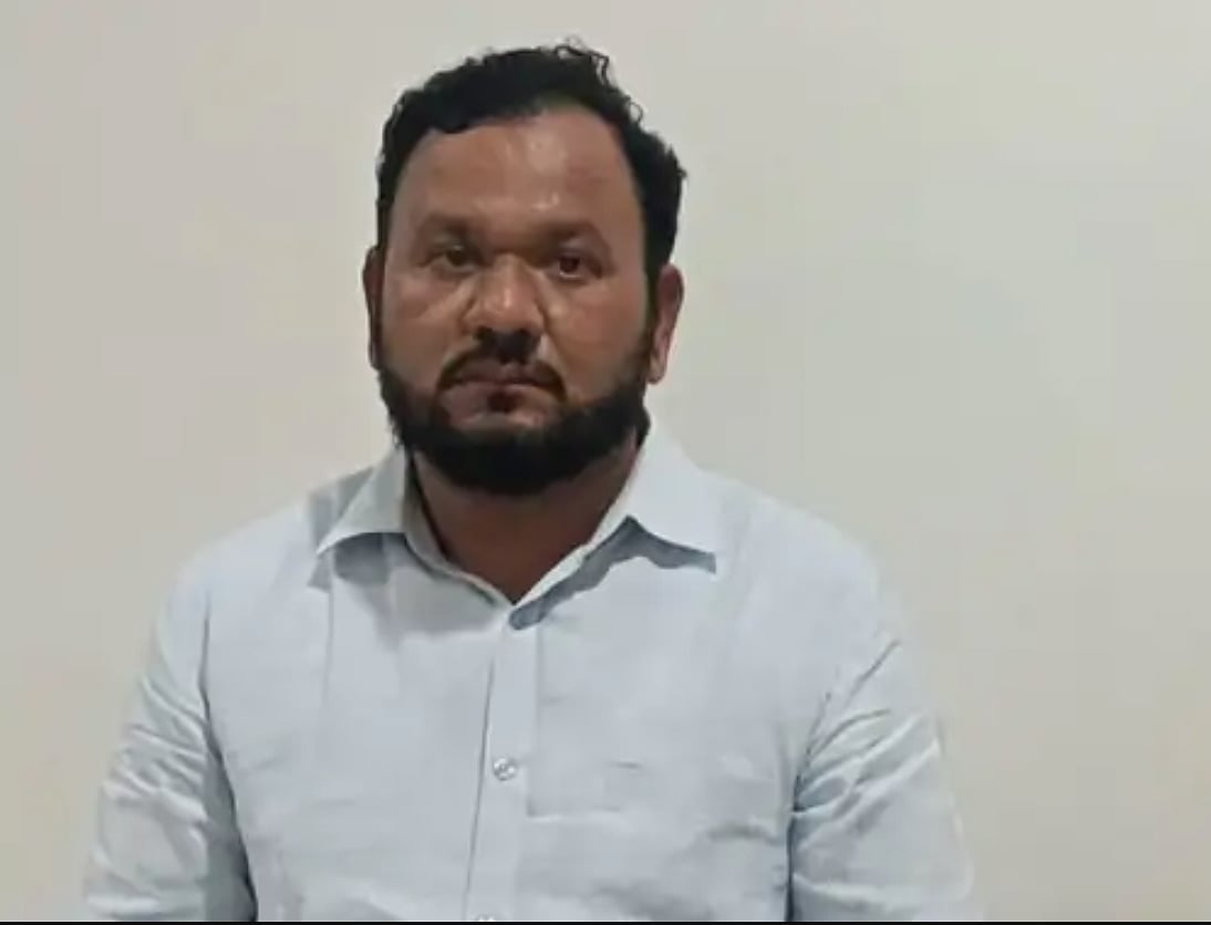 FCI director turns out to be a conman: Gujarat police bust Rs 68 lakh ...
