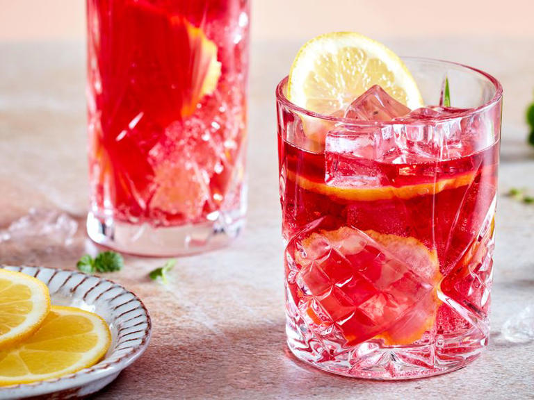 Tinto Tonic: Der spanische Trenddrink erobert den Sommer 2026 + Rezept
