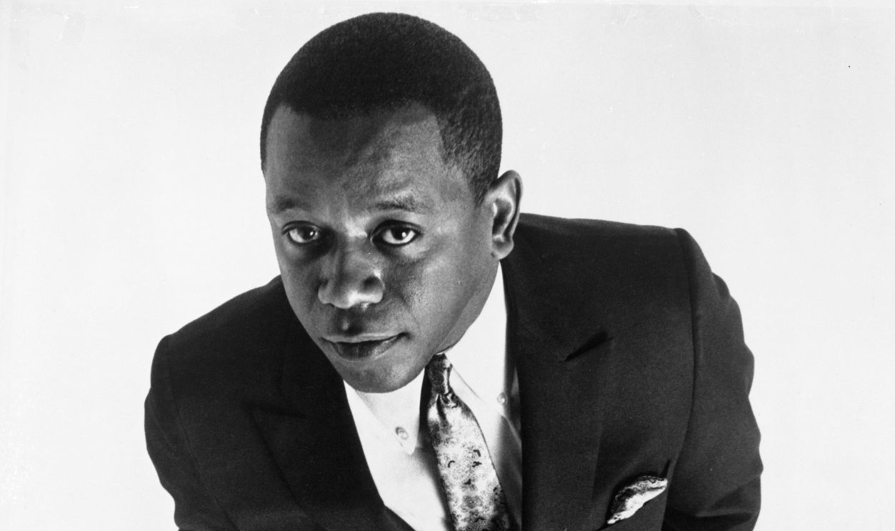 Flip Wilson went from segregated nightclubs to making history with his ...