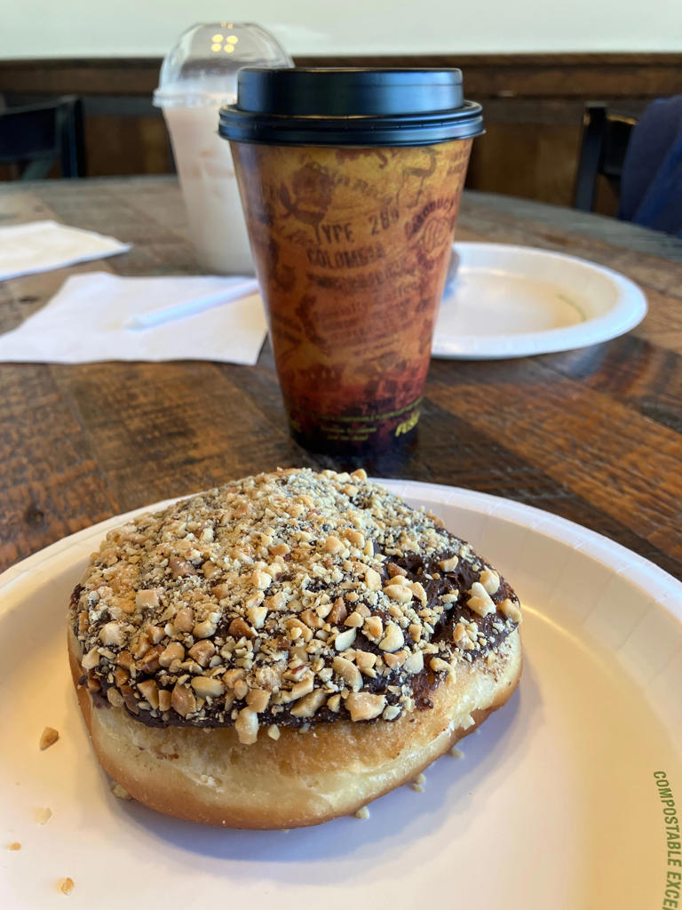 Sheboygan readers love Johnston's Bakery, Kwik Trip for donuts