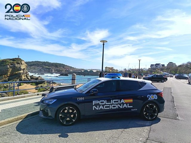 Cuatro detenidos, uno menor, por dos robos en locales de La Albericia