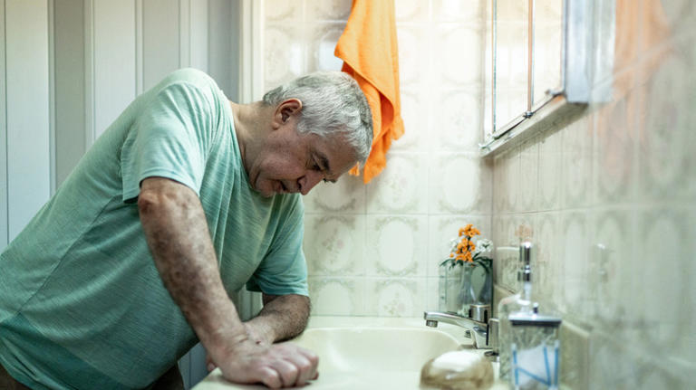 What to do if smoke inhalation makes you nauseous