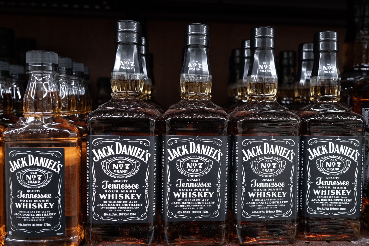 Brown-Forman guides for flat sales amid struggling spirits market