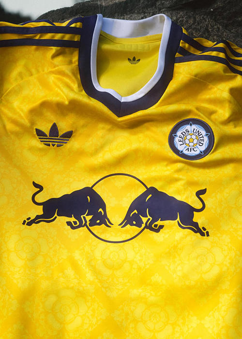 Fans can’t get over new Leeds United kit with return of classic badge