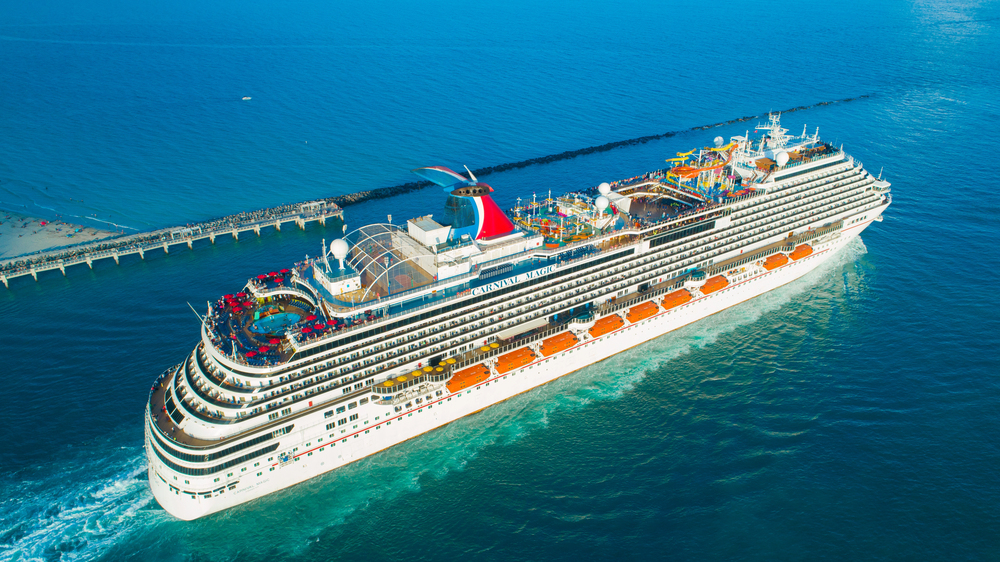 15 biggest differences between Carnival Jubilee and Mardi Gras