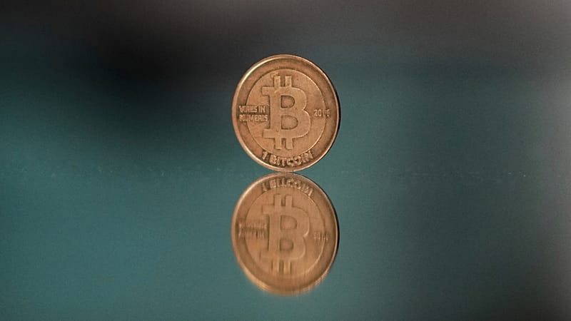 Bitcoin falls to $61,000, down more than 25% this month as long-term ...