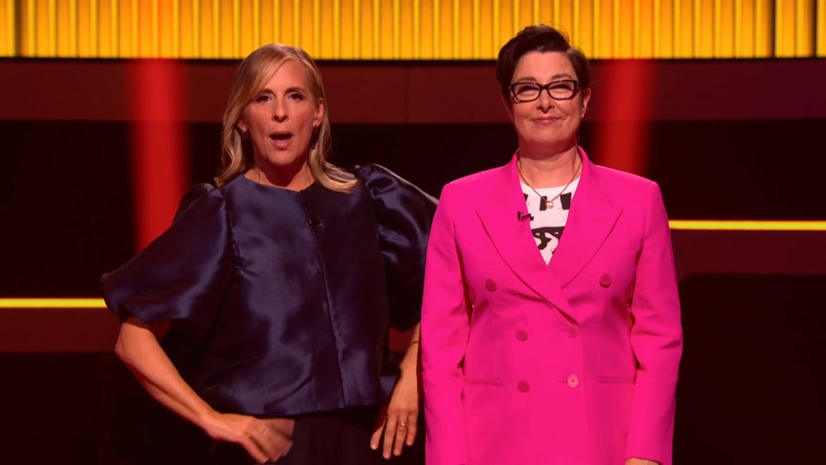 ITV's biggest-ever interactive Saturday night quiz show with Mel and ...