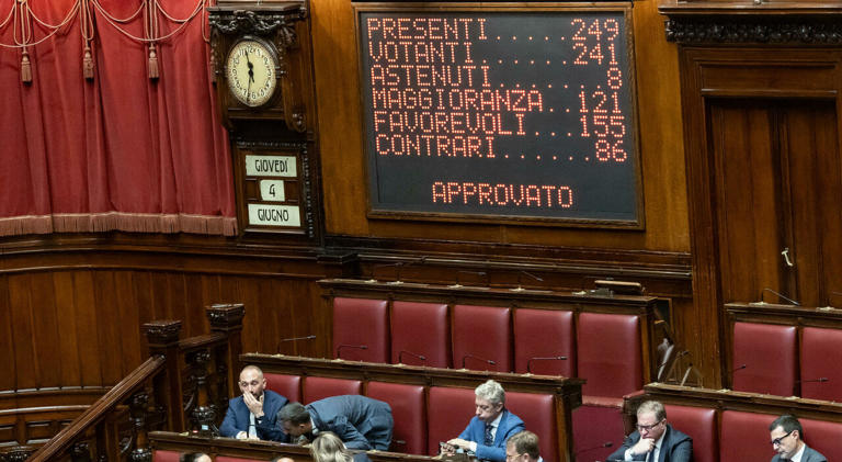 Nucleare, sì della Camera a ddl su piccoli reattori. Pichetto: «Passo ...