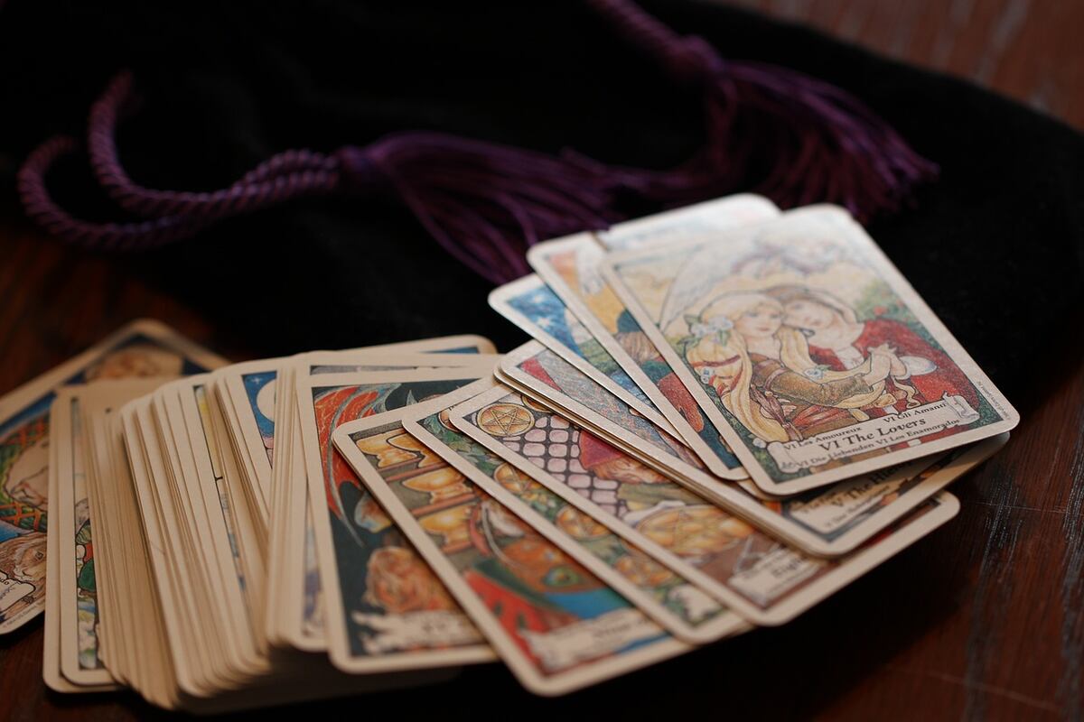 As revelações do tarot quinta-feira (4) para os signos de Leão, Virgem ...