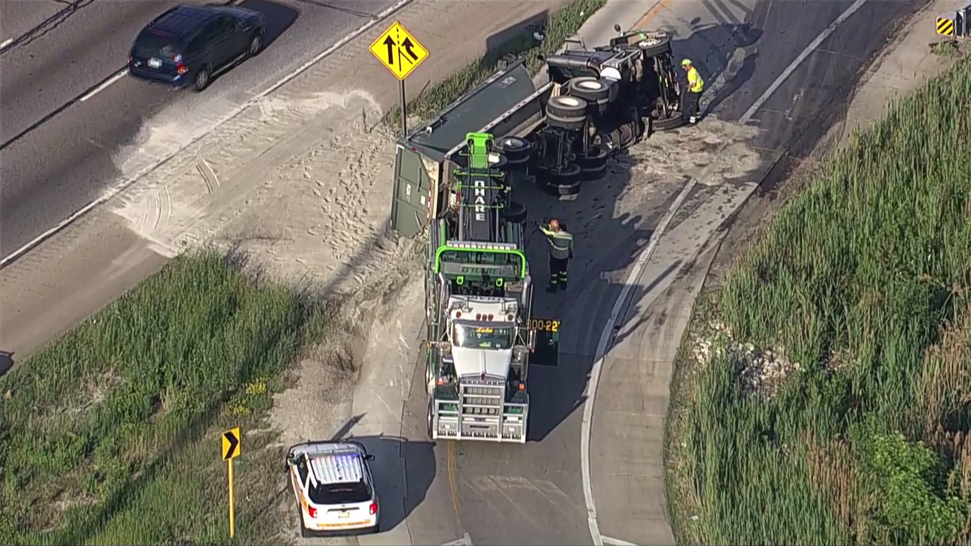 Rollover crash shuts down Eisenhower Expressway entrance ramp in ...