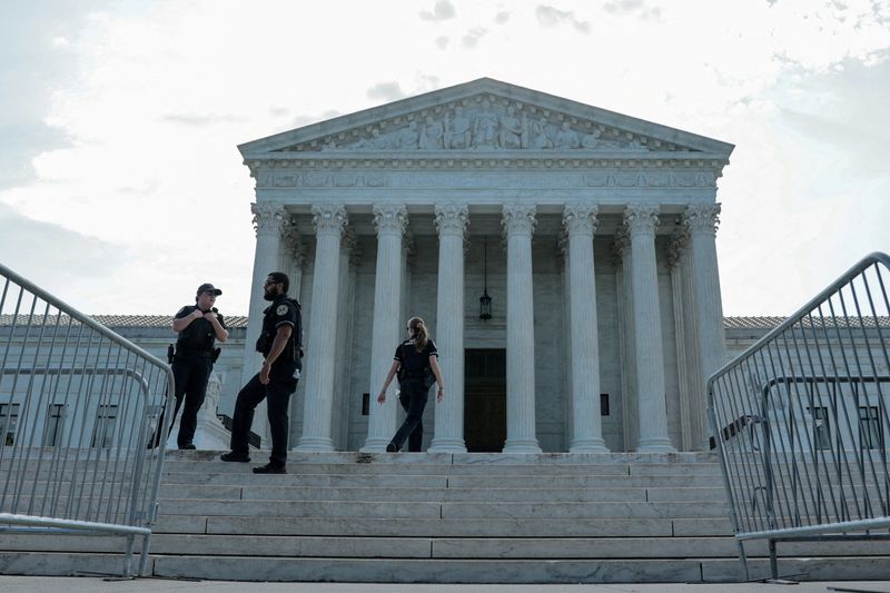 US Supreme Court backs generic drugmaker in 'skinny label' patent case