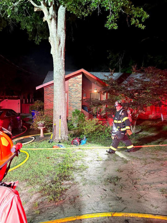 1 hospitalized in Surfside Beach house fire