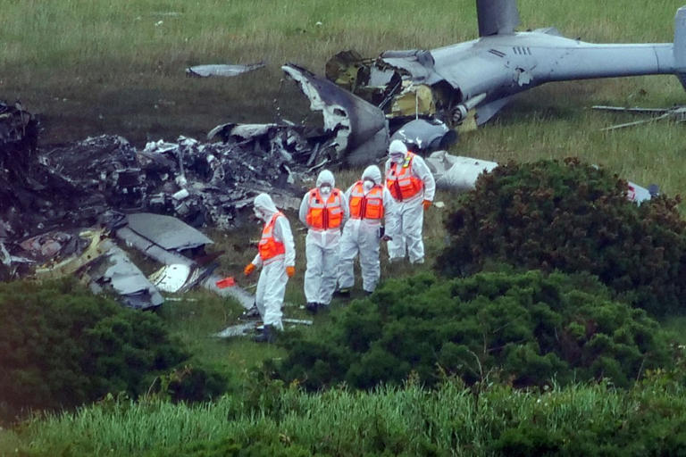 Three UK Royal Navy members killed as helicopter explodes into 'ball of ...