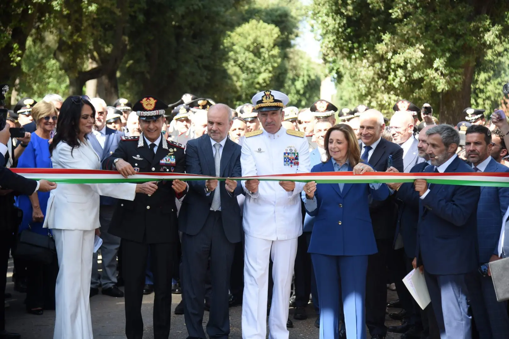 Roma, a Villa Borghese i Carabinieri inaugurano il “Villaggio Arma”