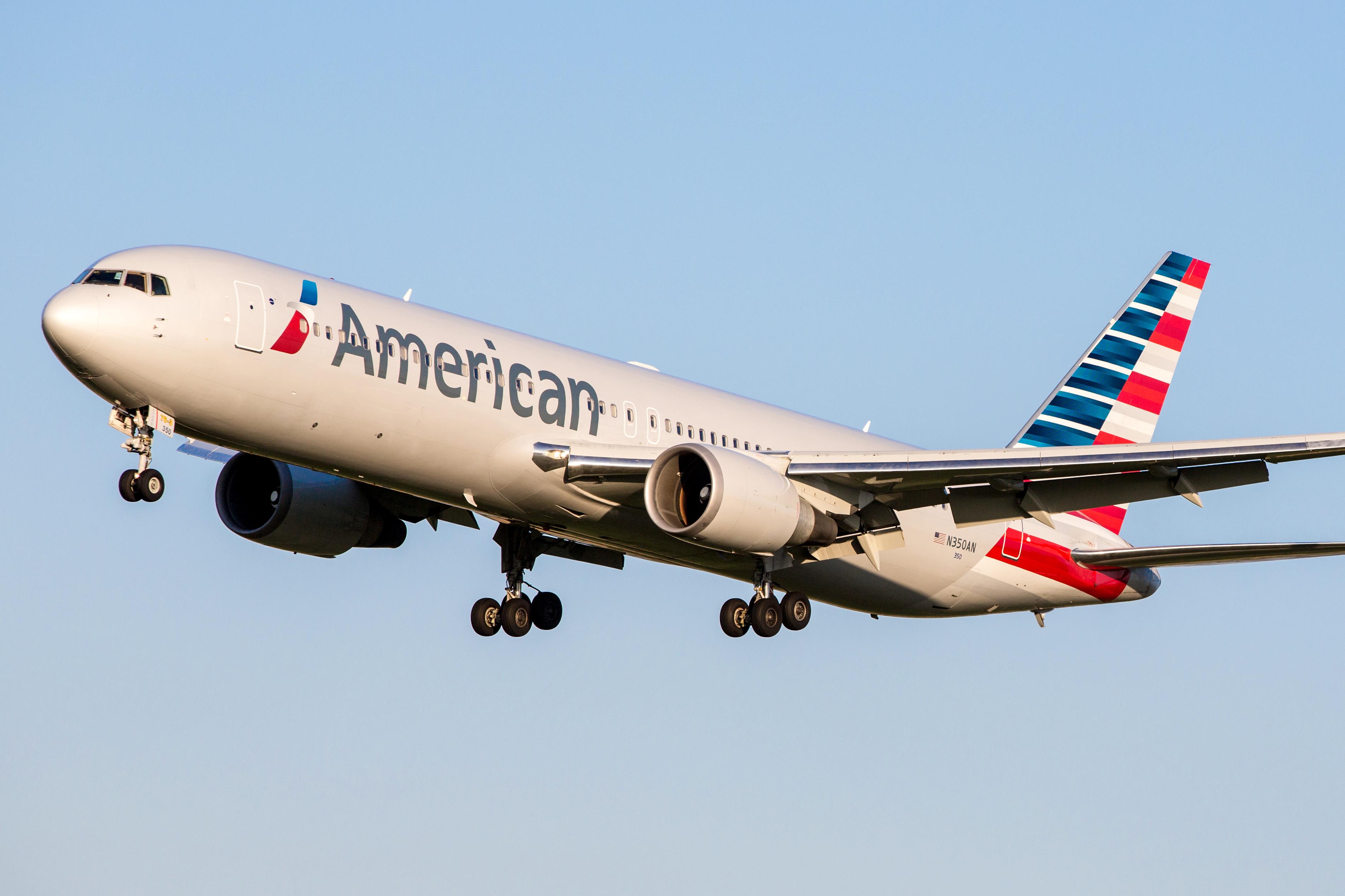 American Airlines cutting four LA routes this summer