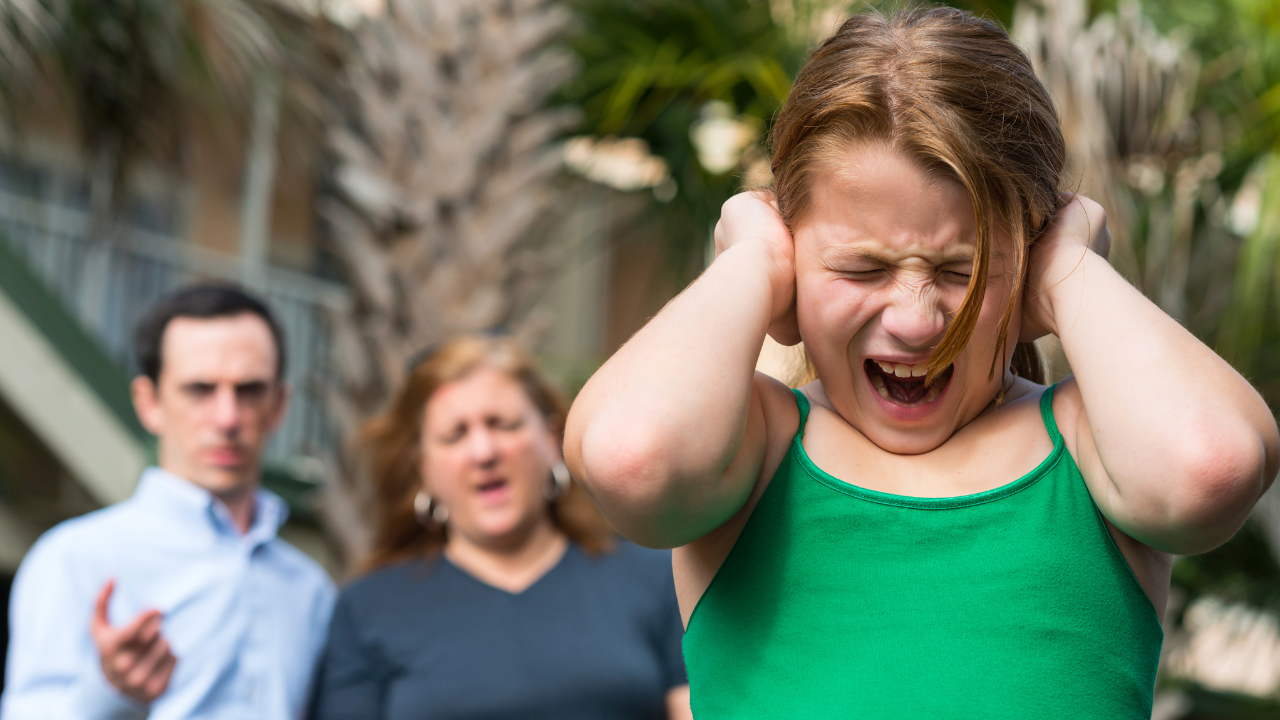 Child behavior expert says these 5 common phrases parents say to their ...