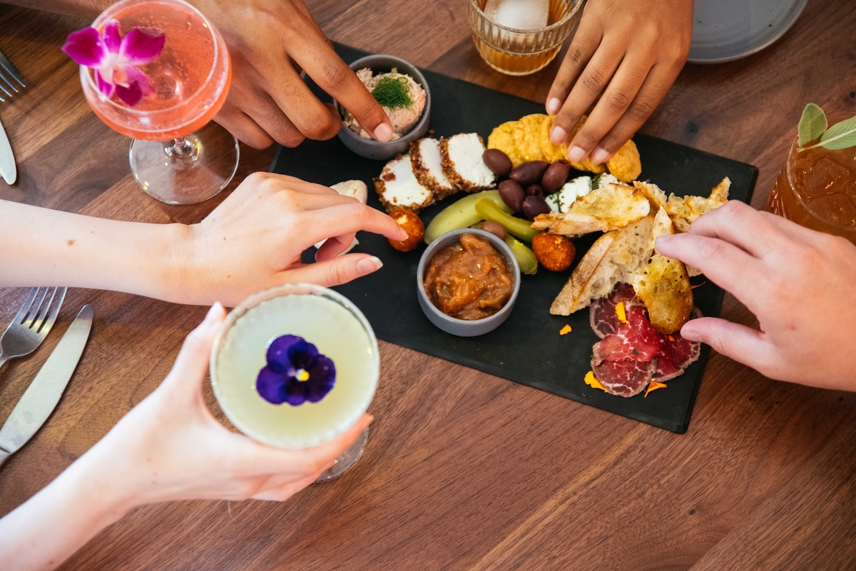 Where to eat & sip in Gatlinburg: From local favorites to hidden gems