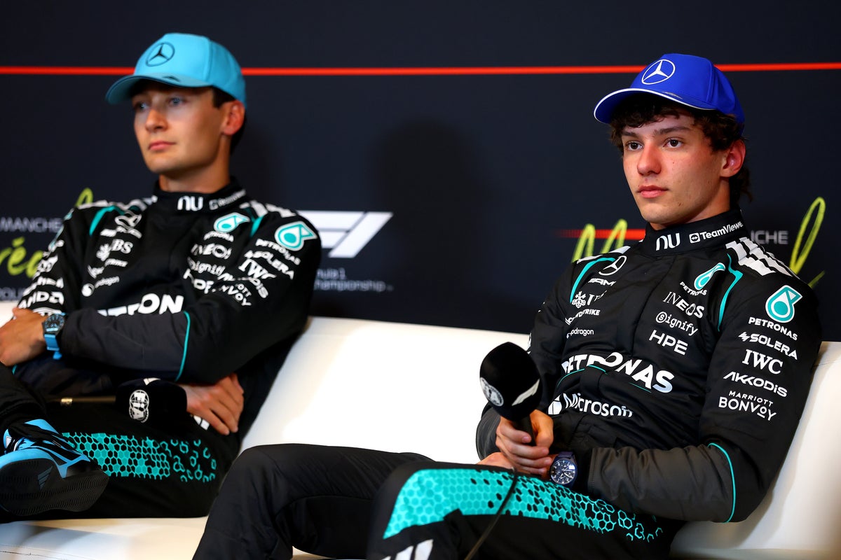 Russell ramps up F1 title mind games on Antonelli: 'It's his to lose'