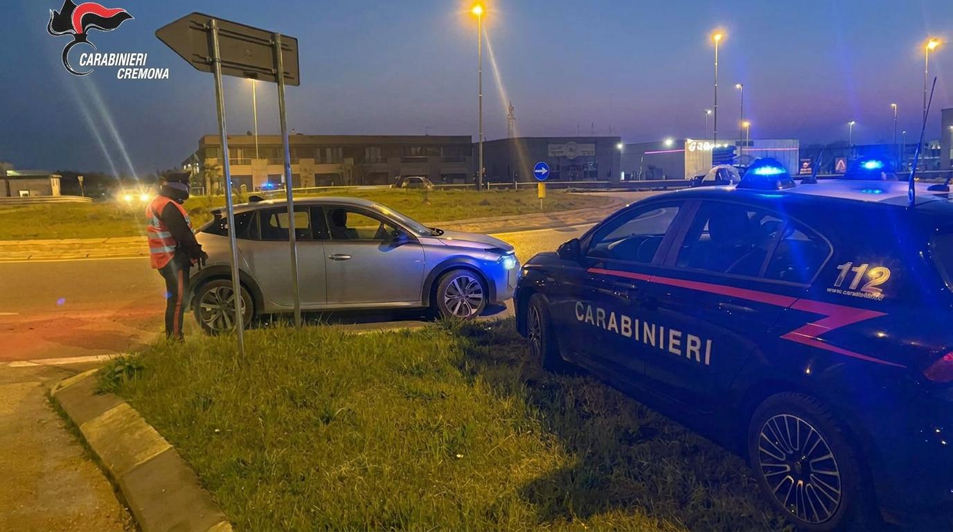 Cremona, ladri alla scuola media Campi: rubati i pc. Ma parte della ...