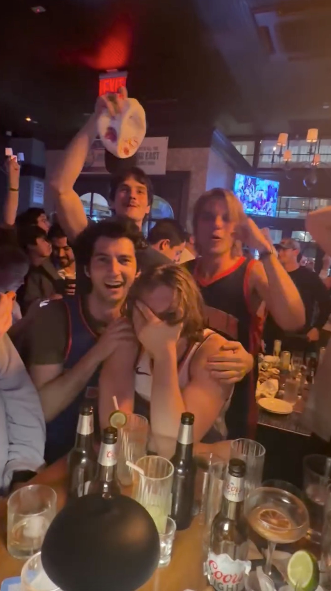 Sarah Jessica Parker and Matthew Broderick celebrate Knicks win with ...