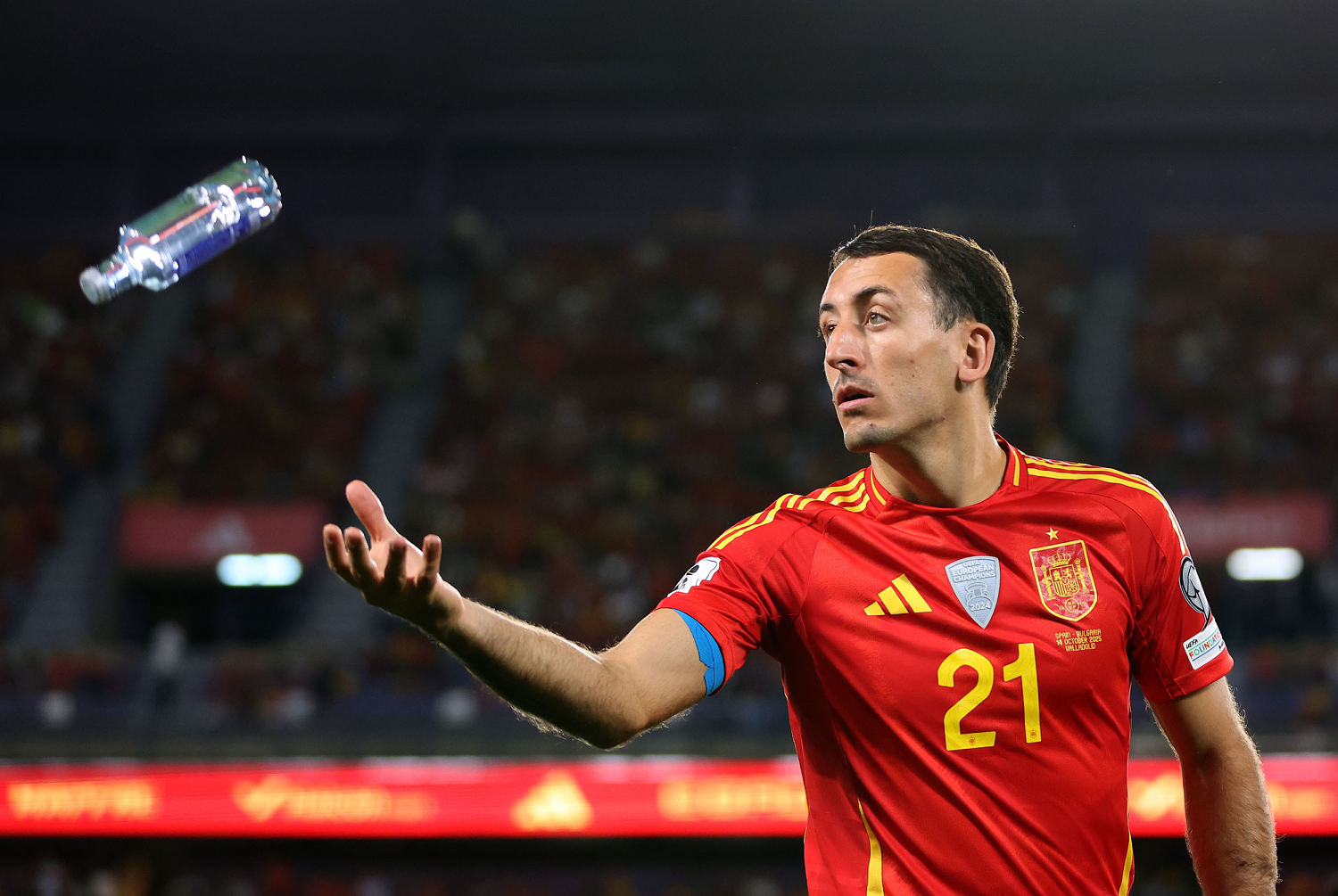 FIFA bans fans from taking water bottles into World Cup stadiums, a ...