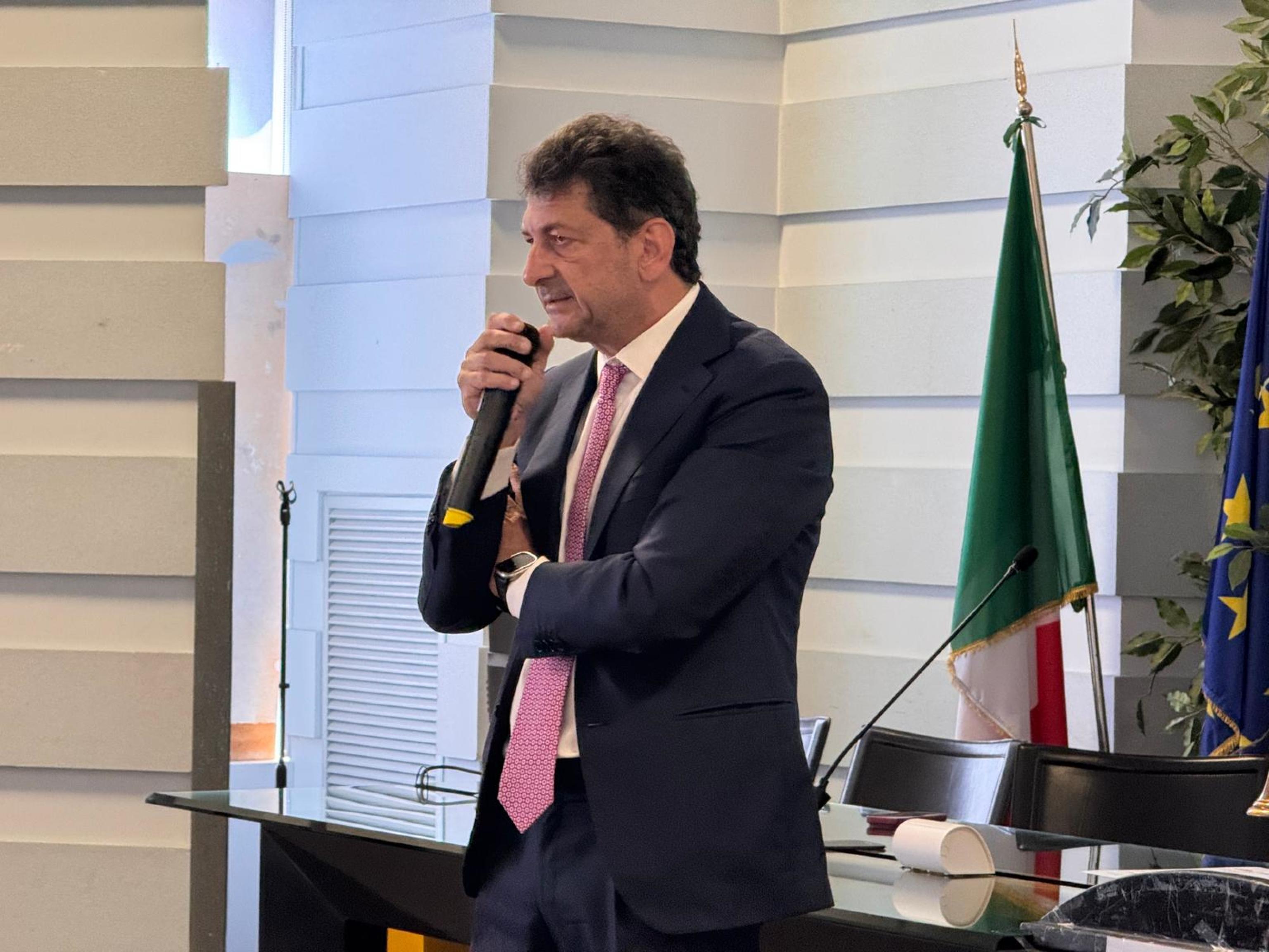 Geometri: buono, professione sempre più richiesta, redditi cresciuti ...