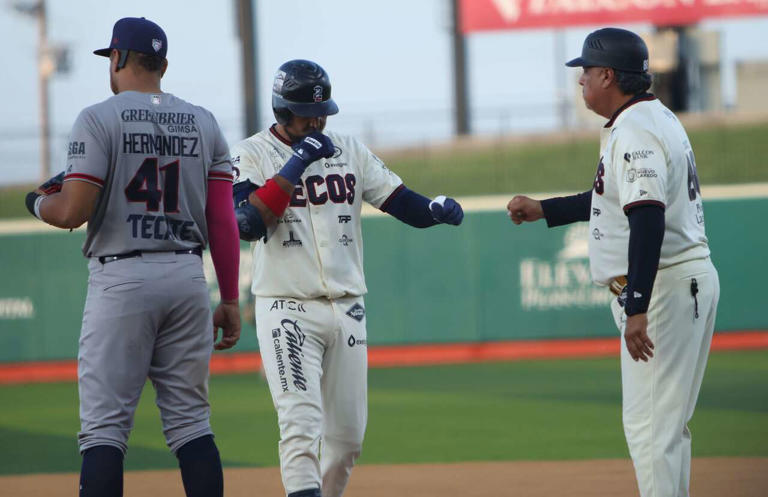 Castillo still producing in milestone 20th LMB campaign