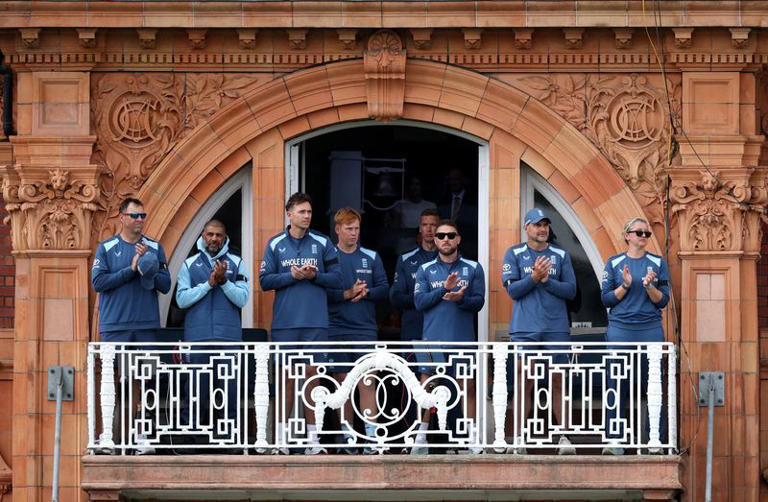 Cricket-England debutant Gay falls early as rain disrupts New Zealand Test
