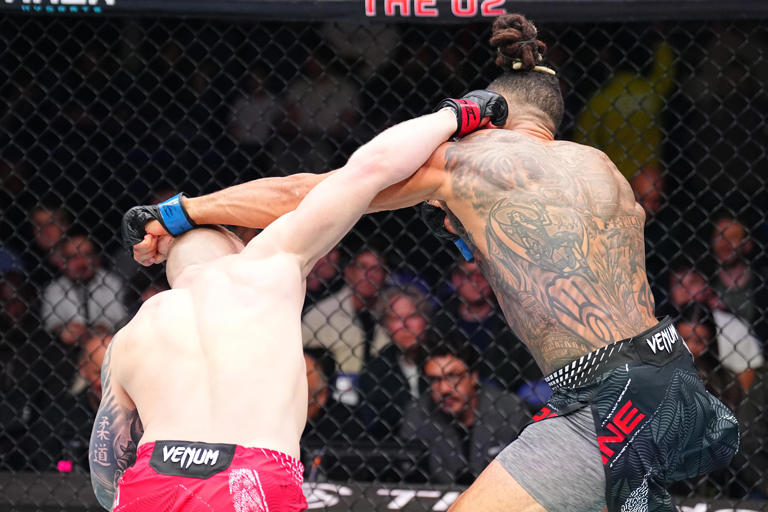 UFC Vegas 118 main card odds, breakdowns and predictions | X-Factor