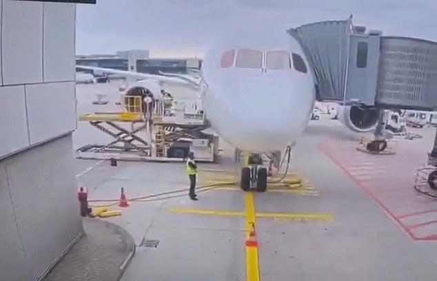 Boeing 787 collapses at German airport when landing gear accidentally ...