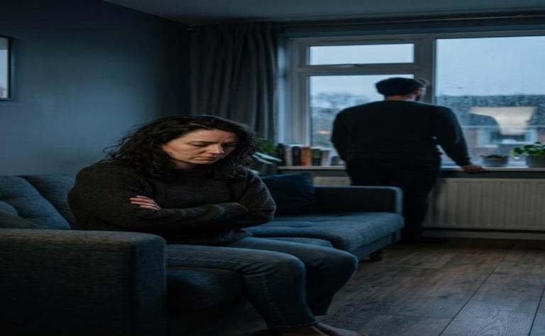 Psychologists warn that this relationship pattern can keep couples ...