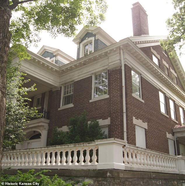 Genteel enclave outraged after sons plotted to demolish gorgeous $1.5m ...