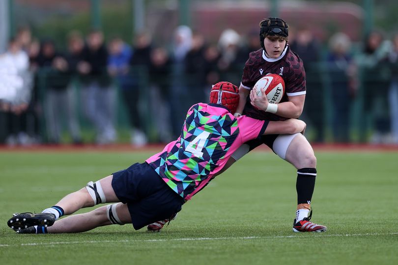 Welsh clubs on alert as talented young fly-half among departures