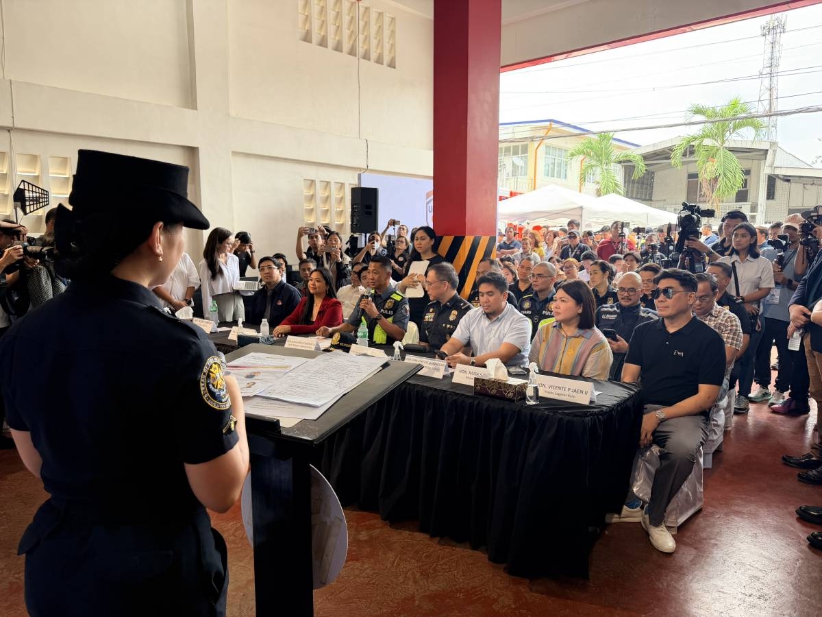 Unified 911 satellite command center launched in Iloilo