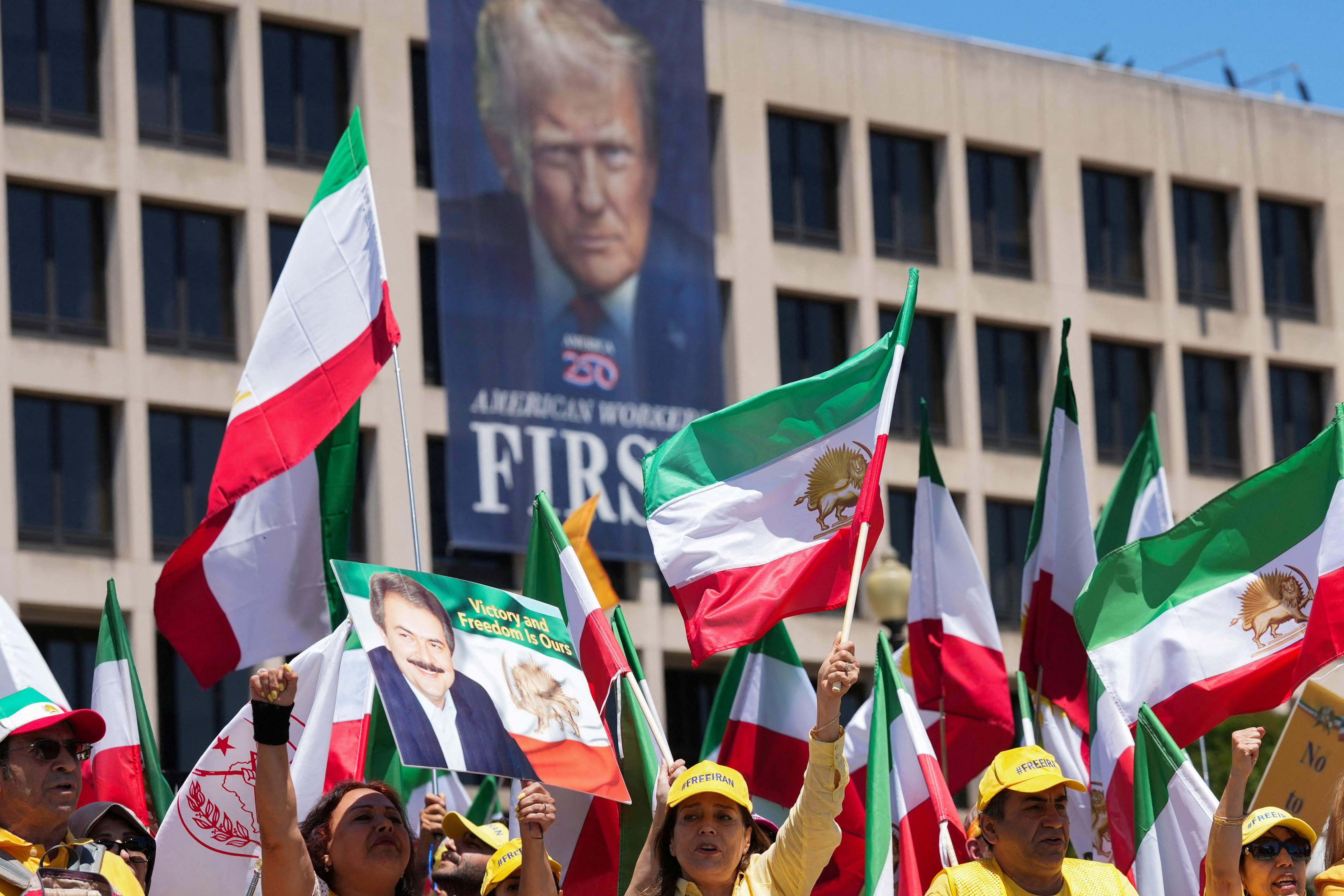 US, Iran talks stall as Trump warns war will only resume if American ...