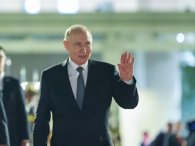 Wladimir Putin: Phosphor-Bombeneinsatz in Donezk - Video zeigt ...