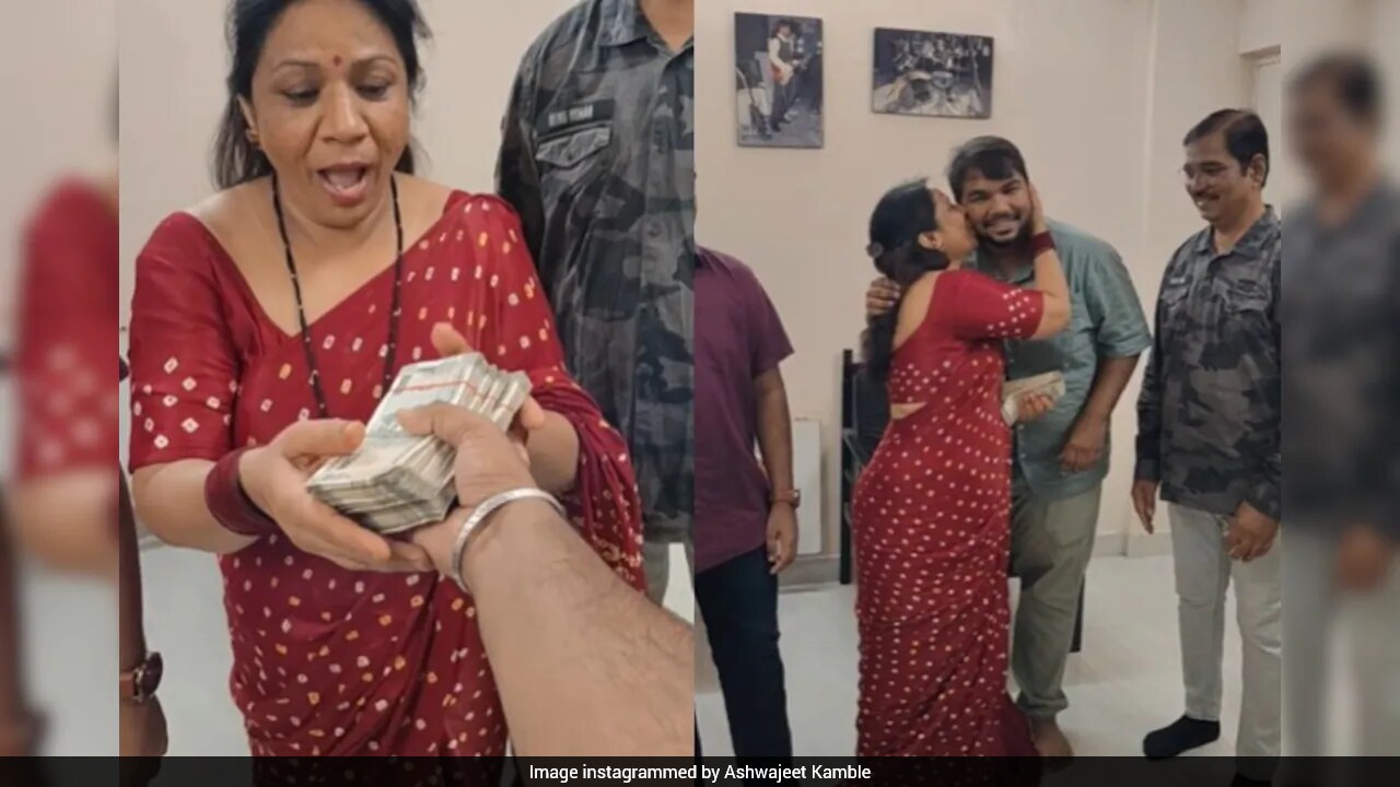 IIM graduate flies to Pune to hand parents his first post-MBA salary in ...