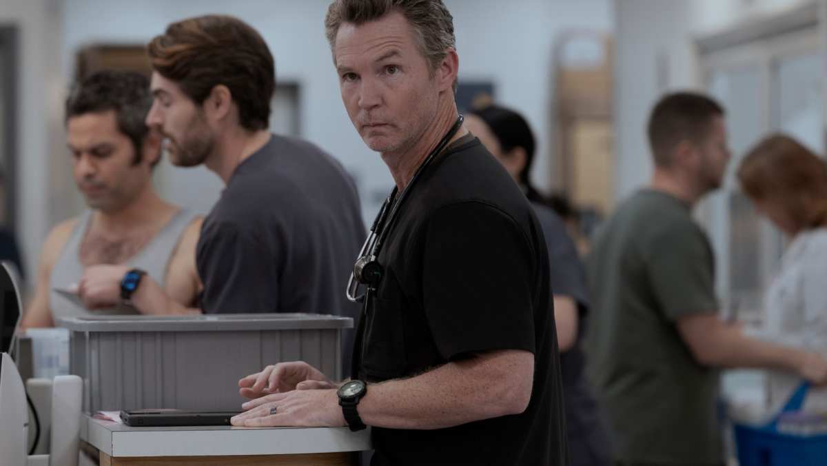 Shawn Hatosy reveals his character's fate amid 'The Pitt' season 3 cast ...